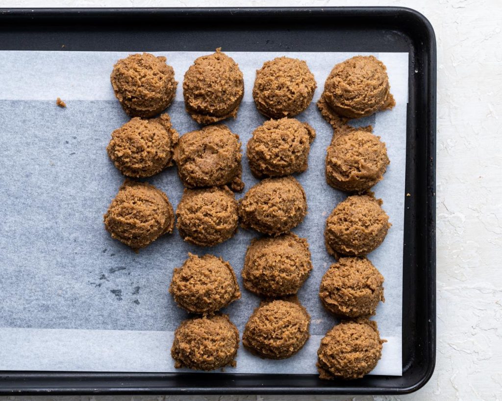 Vegan Ginger Treacle Cookies | You'll Want to Eat The Whole Batch!